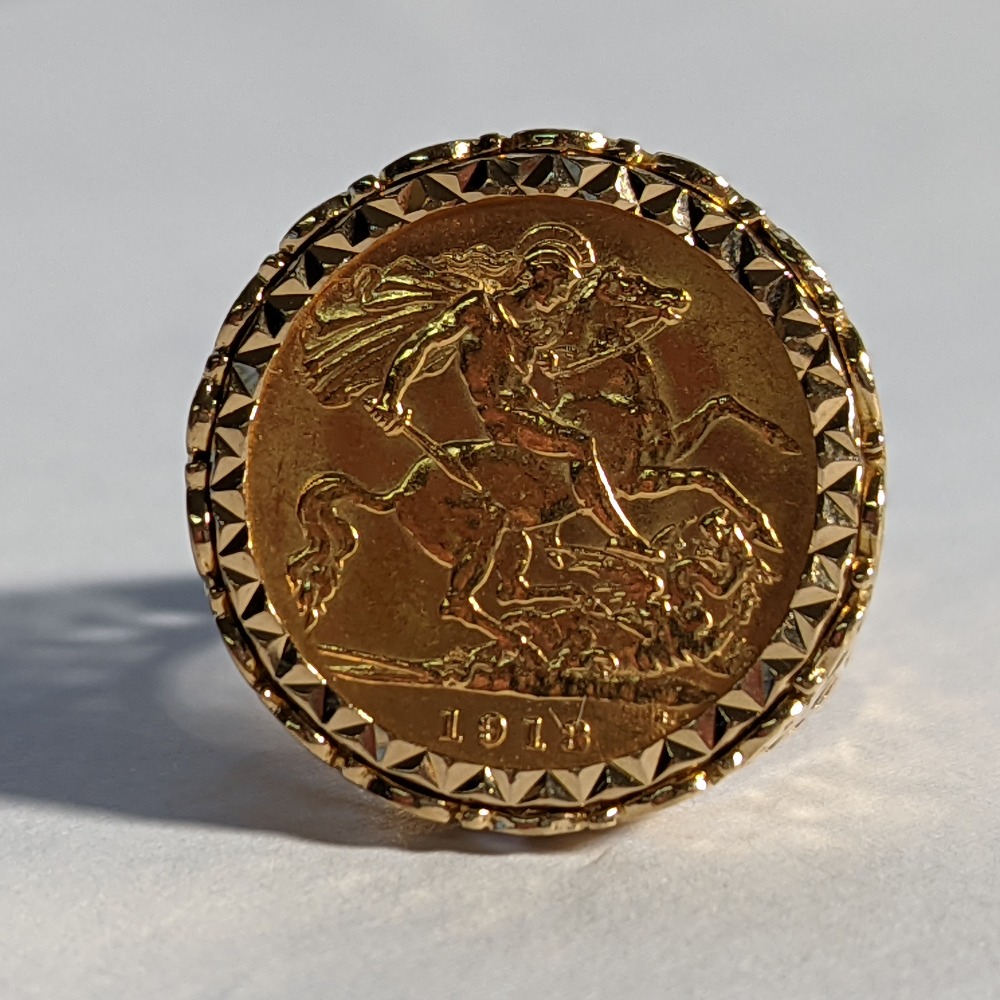 Pre-owned 22ct Gold 1918 Half Sovereign & 9ct Mounted Ring Size O1/2 ...